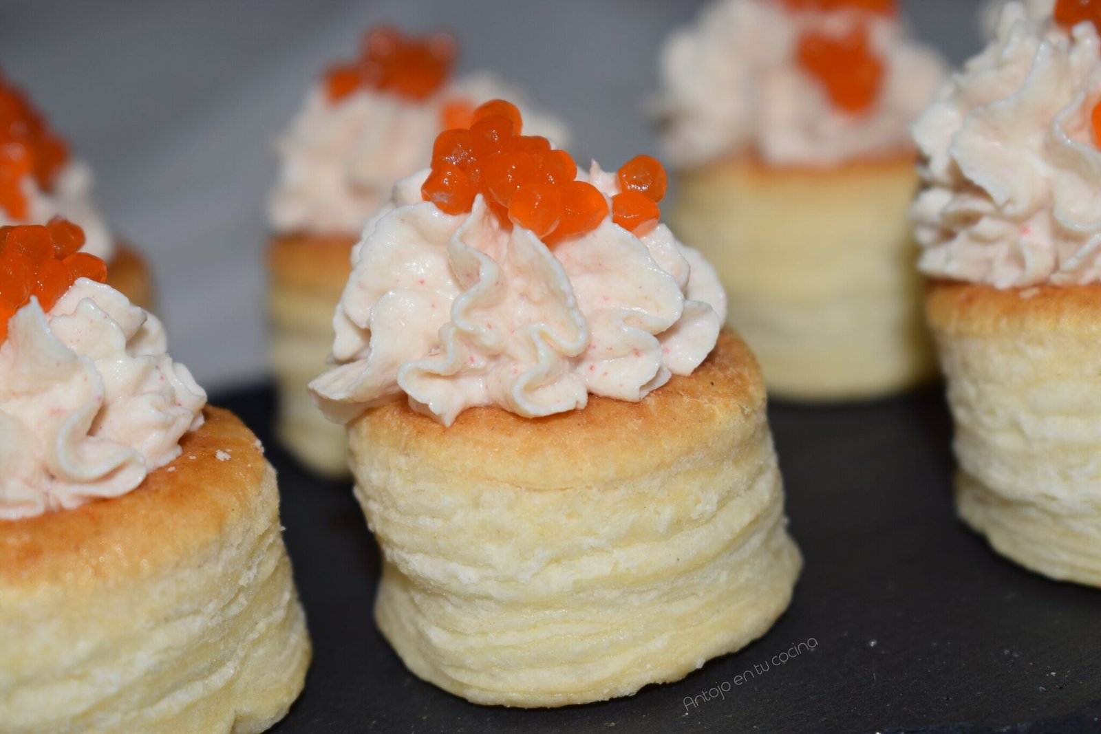 Canapés fríos rellenos de PATÉ de SURIMI - Antojo en tu cocina