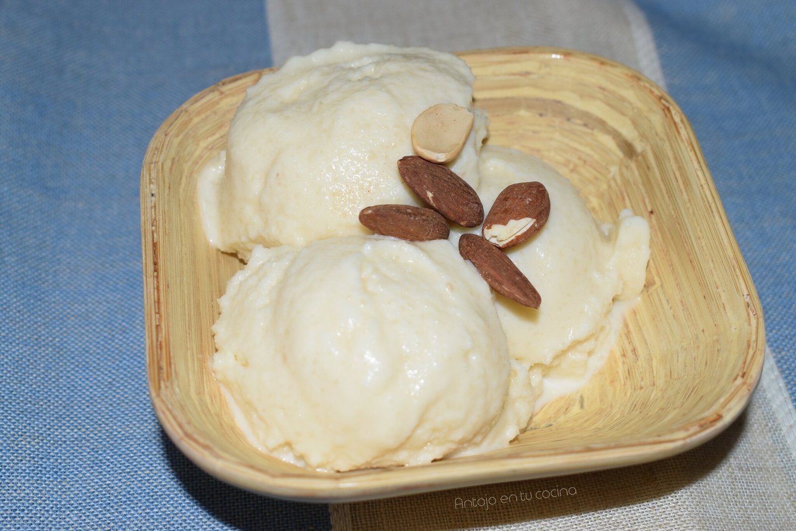 Helado de almendra cruda muy cremoso, receta fácil con 4 ingredientes ...